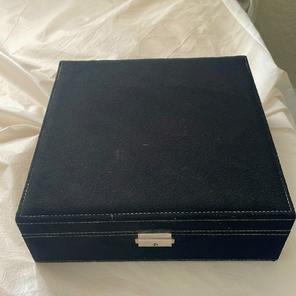 Jewelry | Black Jewelry Box Comes With 8 Bracelets 1 Necklace And A Key ...